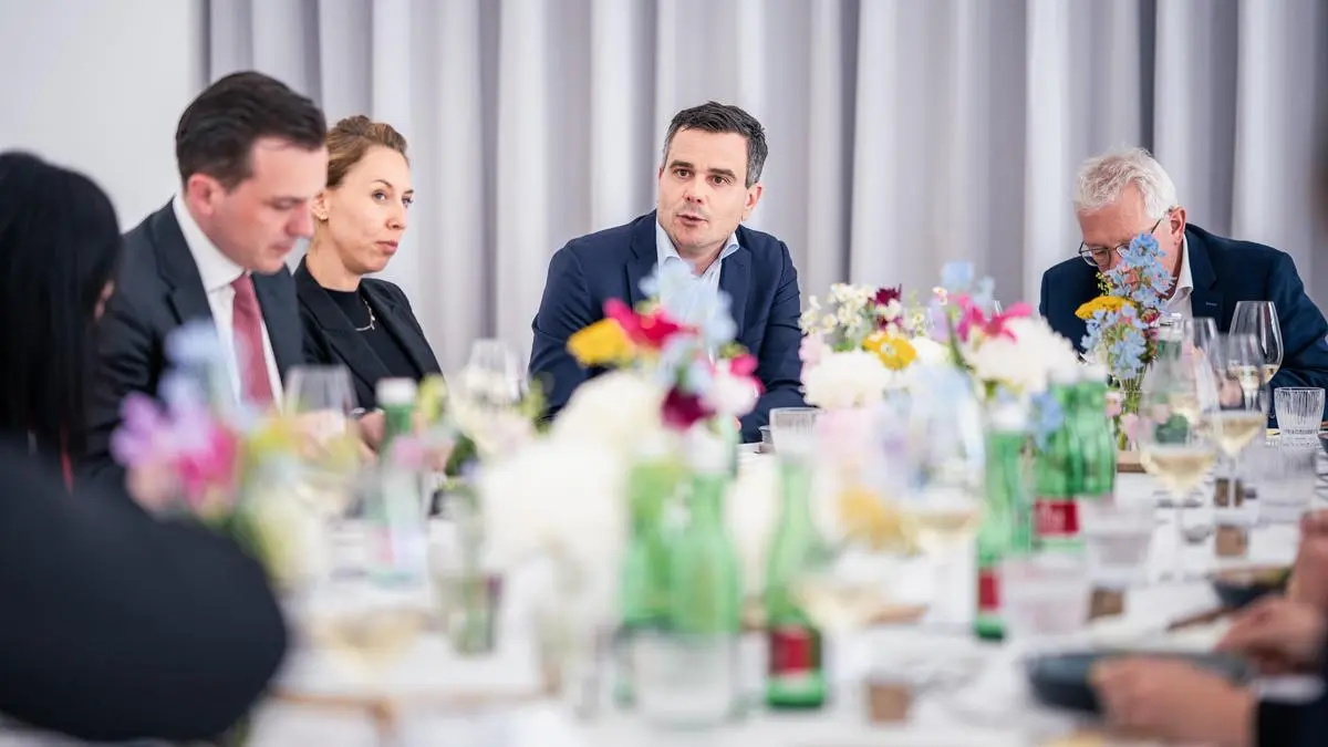 Spitzenmanager zur Budgetplänen: „Wir brauchen eine bessere Politik“